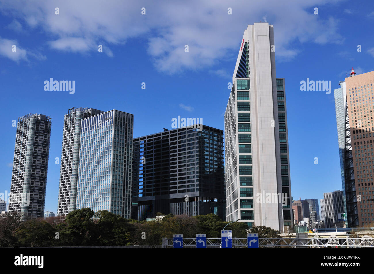 Skyline, Shiodome, Chuo ward, Tokyo Prefecture, Honshu, Japan Stock ...