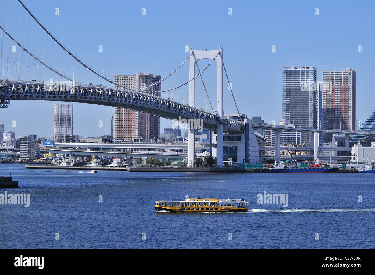 Tokyo japan rainbow bridge time hi-res stock photography and images - Alamy