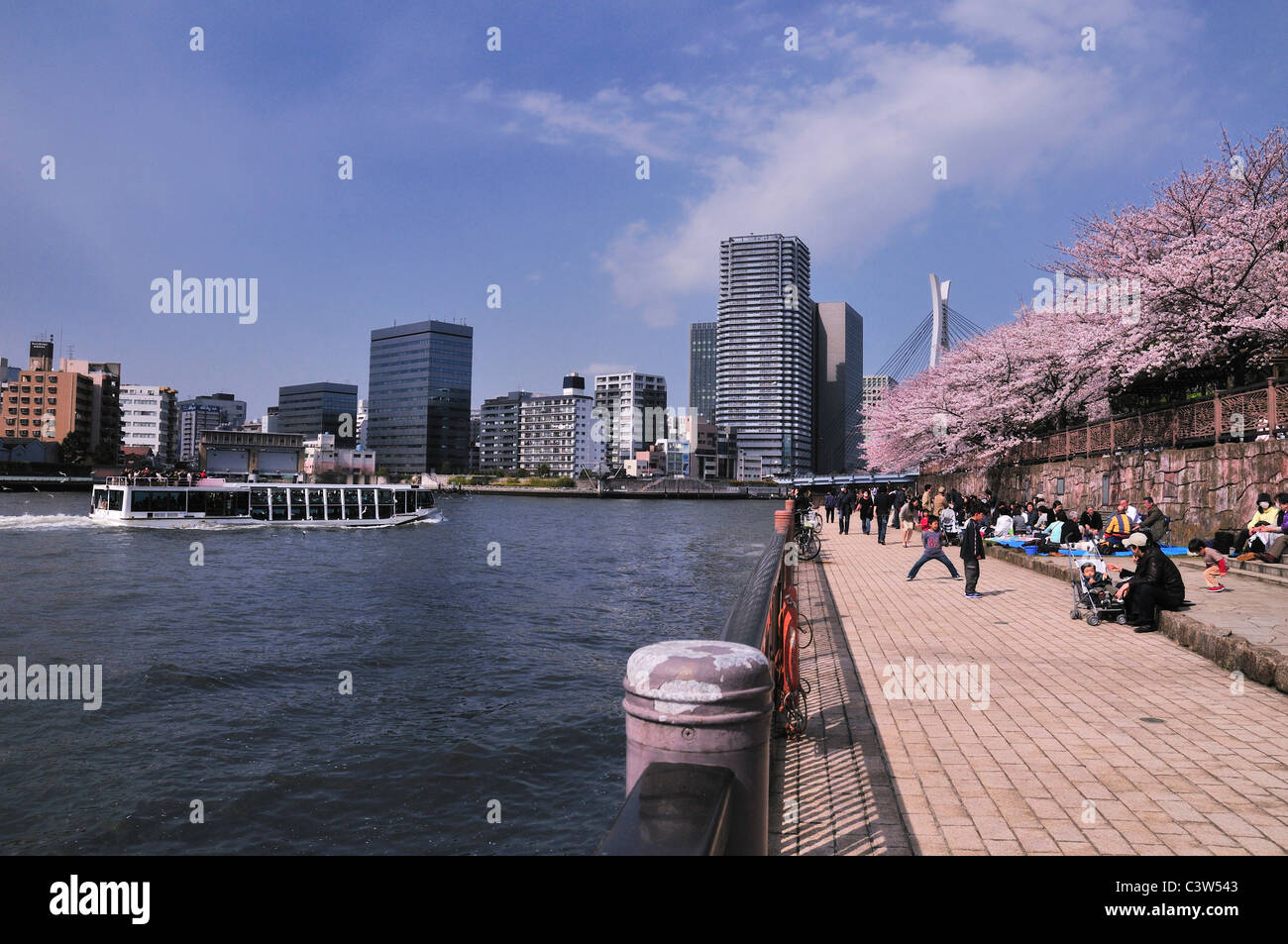 Tsukishima river hi-res stock photography and images - Alamy