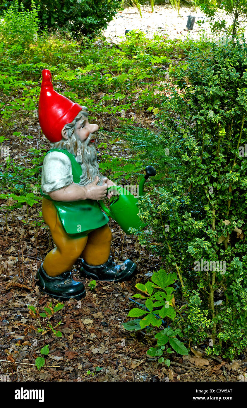 French garden gnome hi-res stock photography and images - Alamy