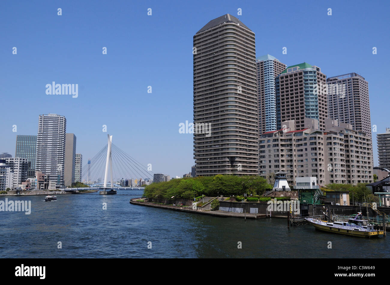 Sumida river boat hi-res stock photography and images - Alamy