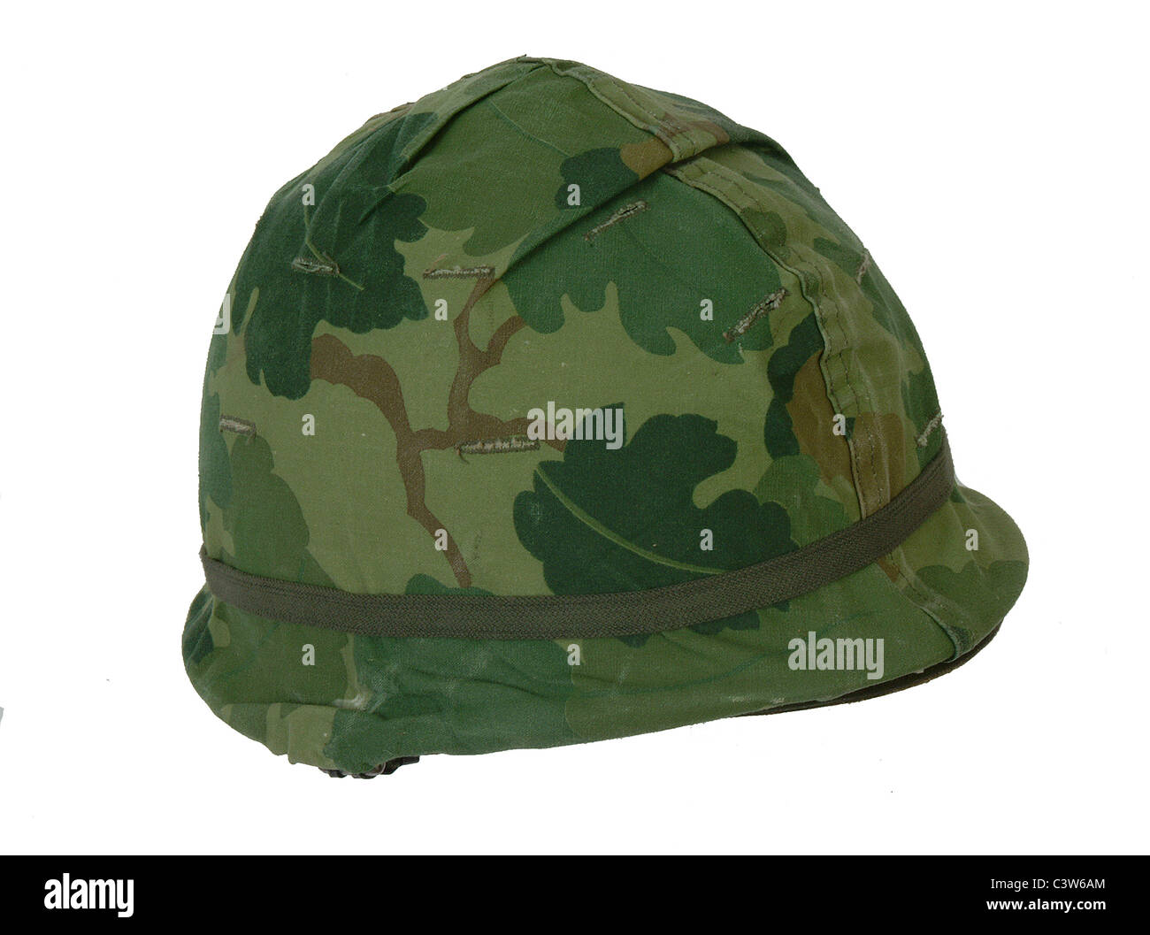 US Army M1 combat helmet from the Vietnam war Stock Photo - Alamy