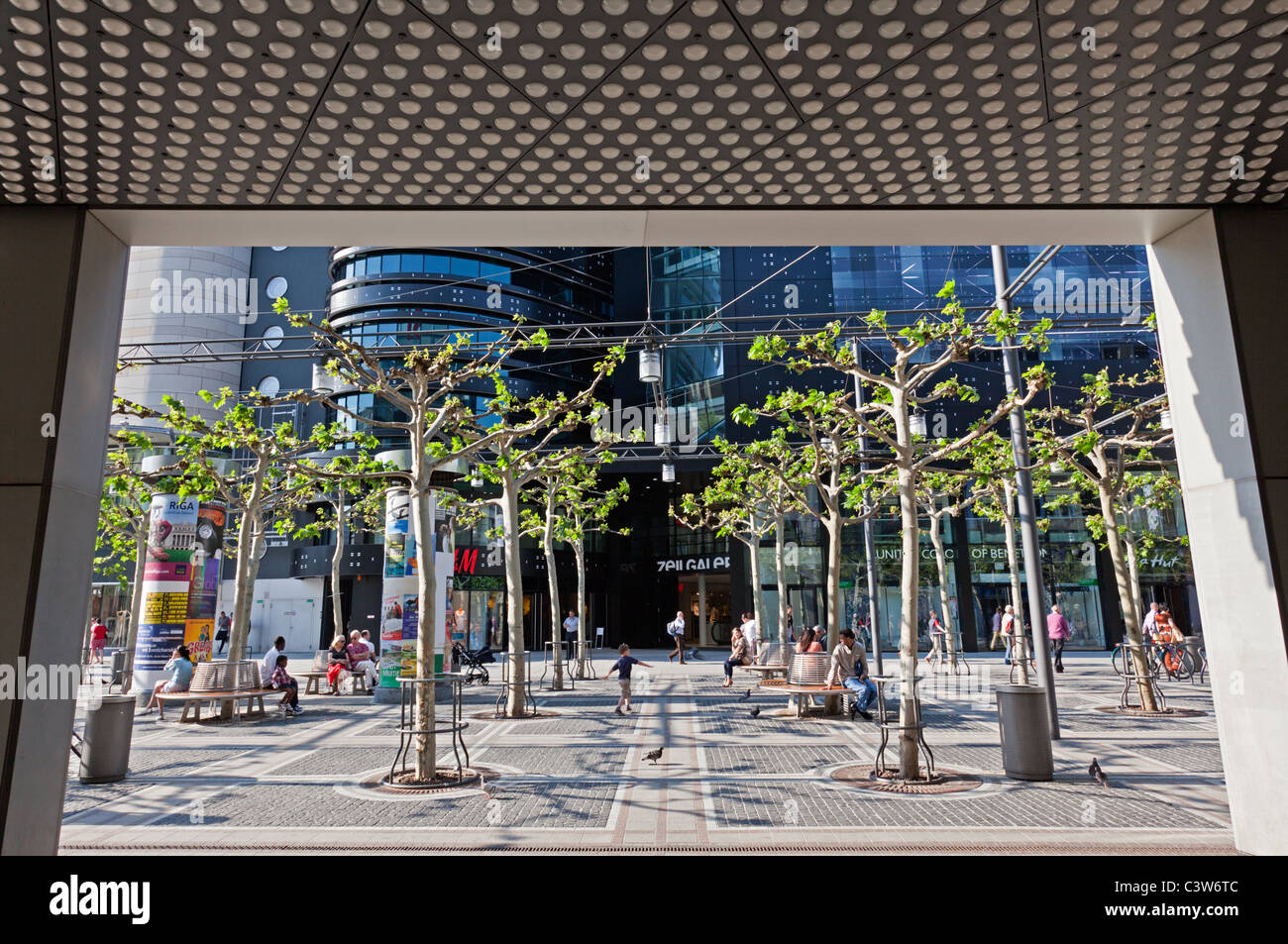 Zeil street hi-res stock photography and images - Alamy