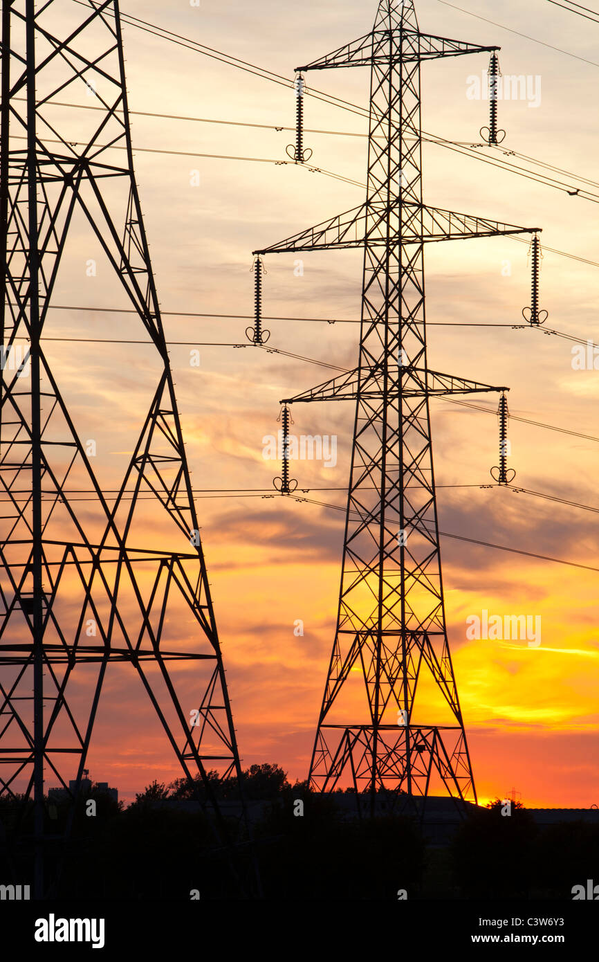 Electricty transmission lines hi-res stock photography and images - Alamy