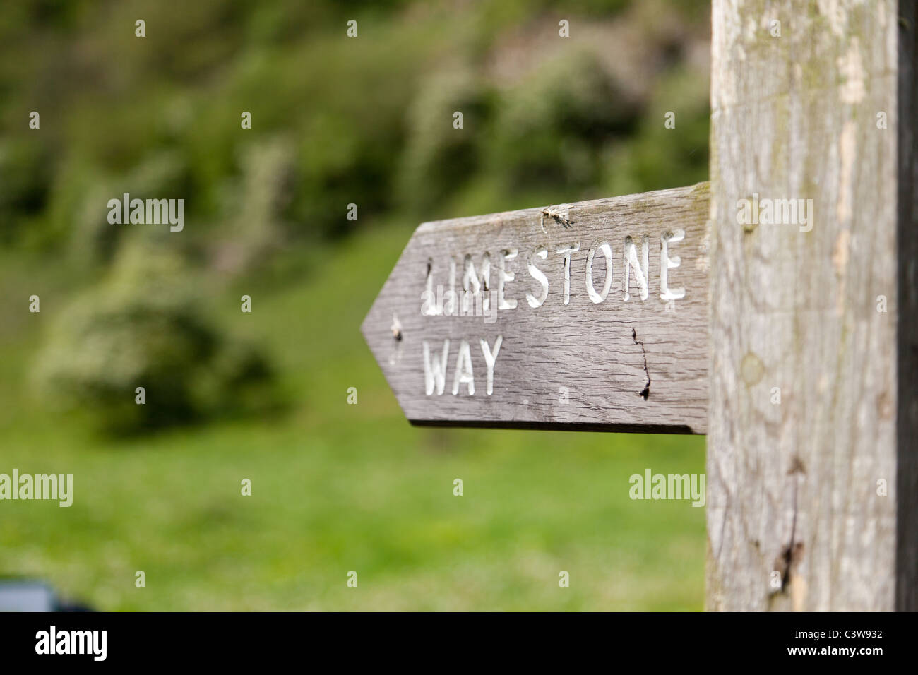 Monks dale peak district hi-res stock photography and images - Alamy