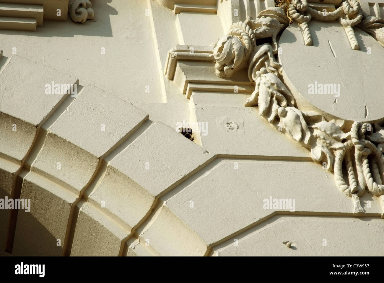 Antique building hi-res stock photography and images - Alamy