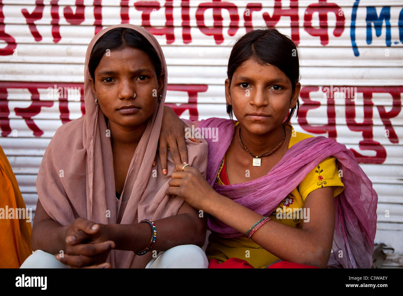 Girls at the market in Jodhpur, Rajasthan, India, Asia Stock Photo - Alamy