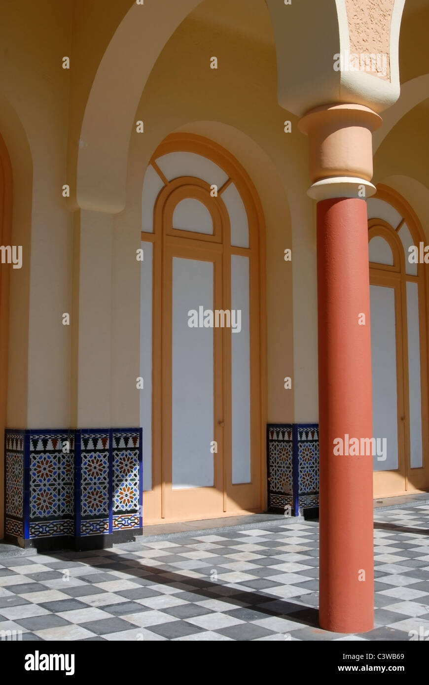 Archs detail hi-res stock photography and images - Alamy