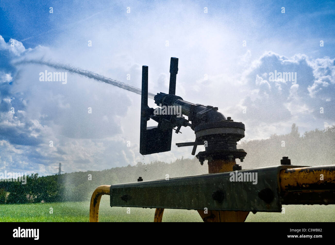 Portable oscillating water irrigation jet - France Stock Photo - Alamy