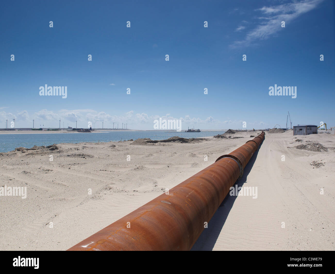 Long distance pipeline hi-res stock photography and images - Alamy