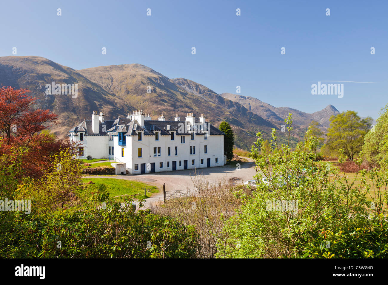 Mamore Lodge In The Mamore Mountains And Old Abandoned Victorian