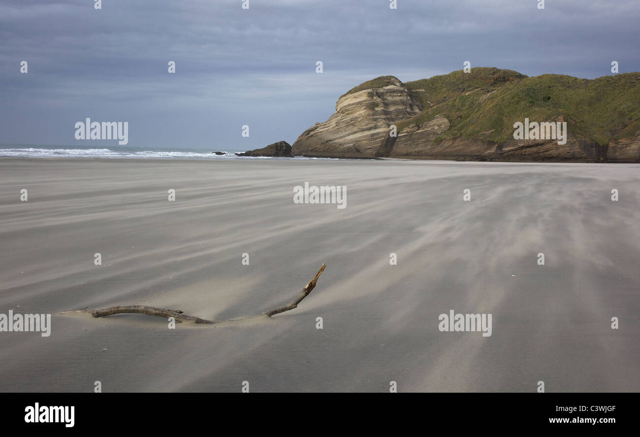 Wharariki Beach and Archway Islands, Golden Bay, South Island, New Zealand Stock Photo - Alamy