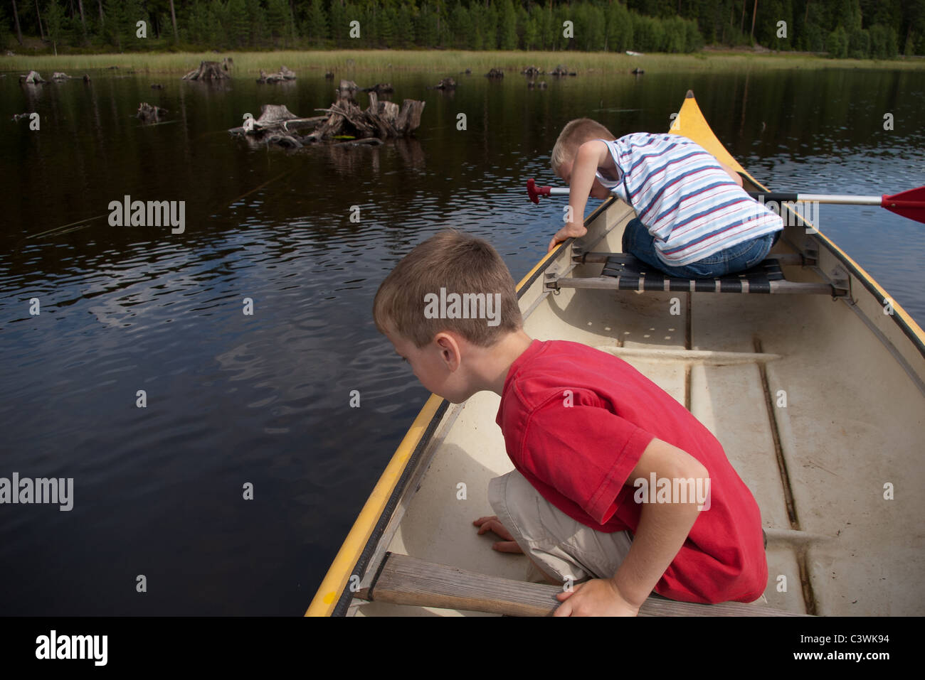 Canoo boat hi-res stock photography and images - Alamy