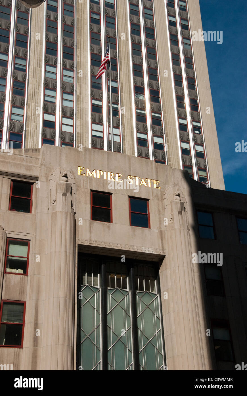 Empire state building entrance hi-res stock photography and images - Alamy