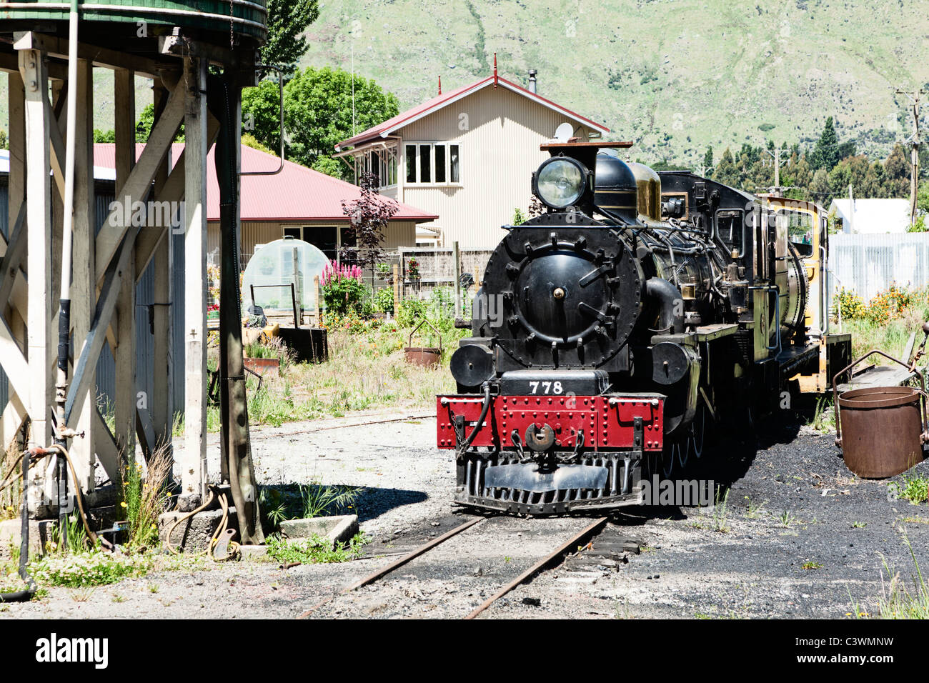 Old steam locomotive hi-res stock photography and images - Alamy