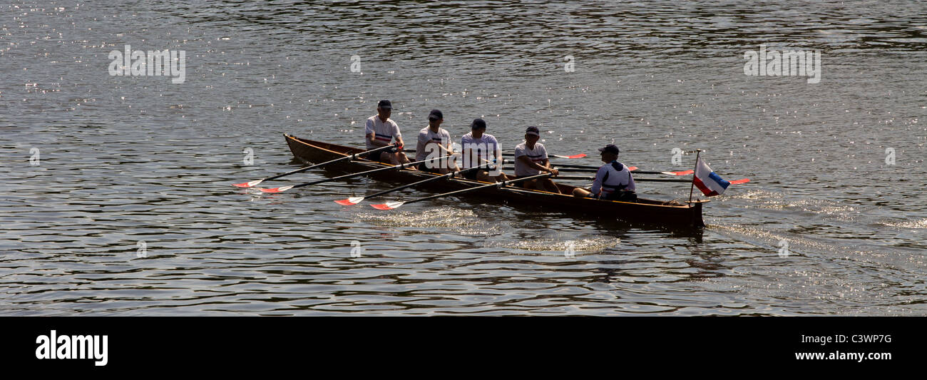 Team rowing sport hi-res stock photography and images - Alamy
