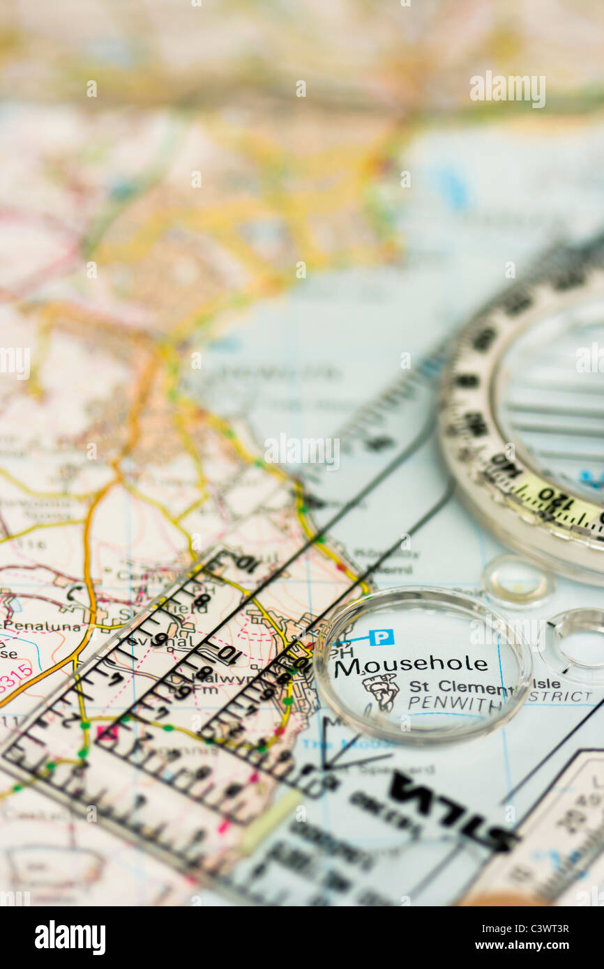 Close up view of a map with a compass magnifying the Cornish resort of ...