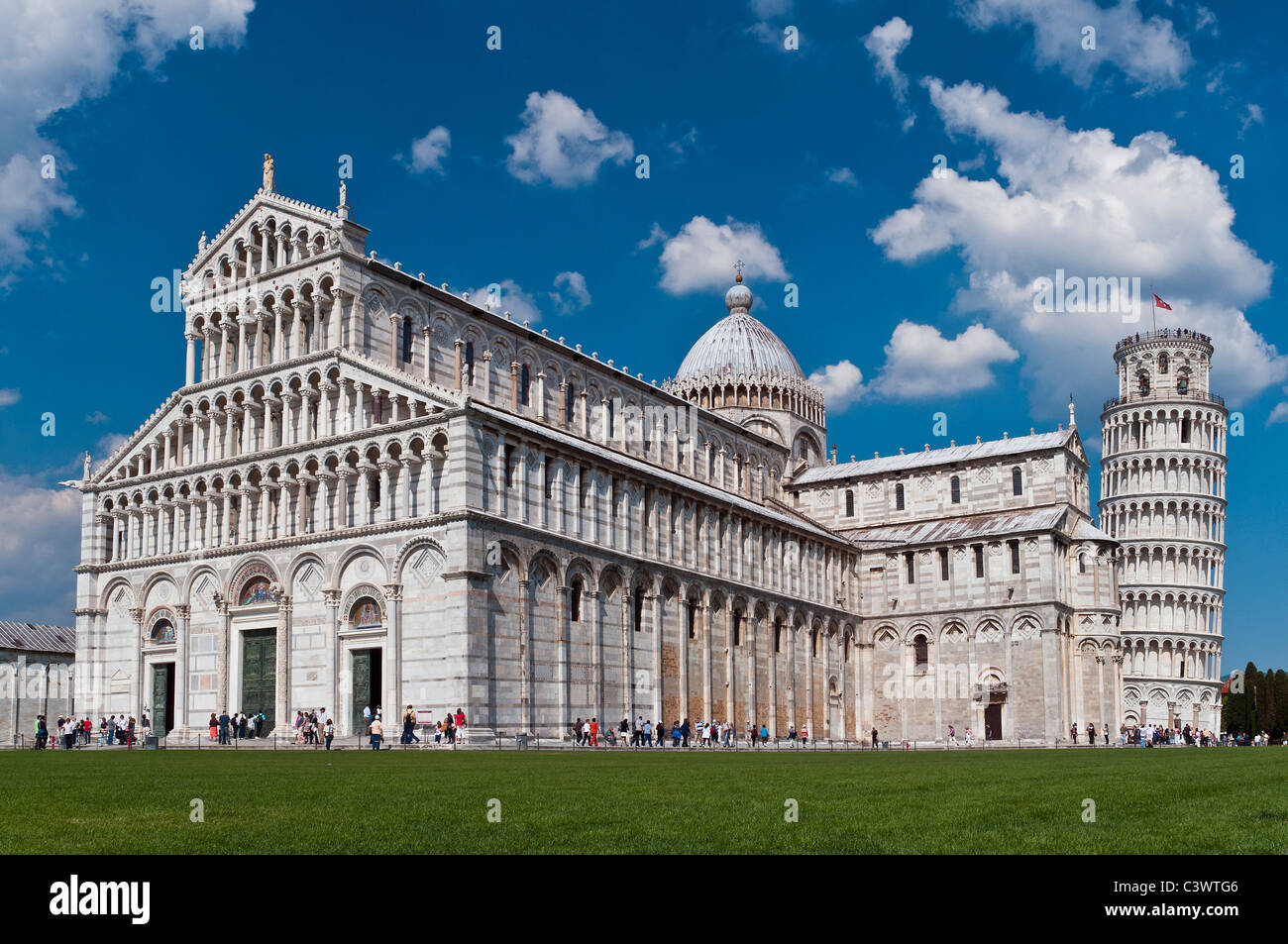 Pisa cathedral art hi-res stock photography and images - Alamy