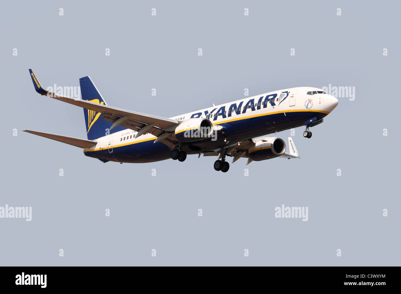Ryanair logo harp airline hi-res stock photography and images - Alamy