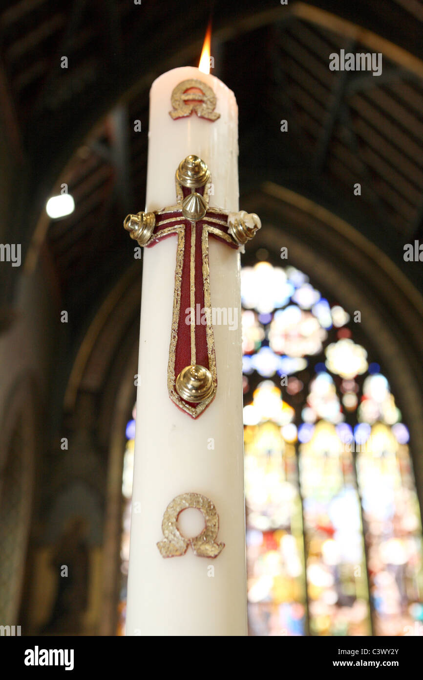 Communion service hi-res stock photography and images - Alamy