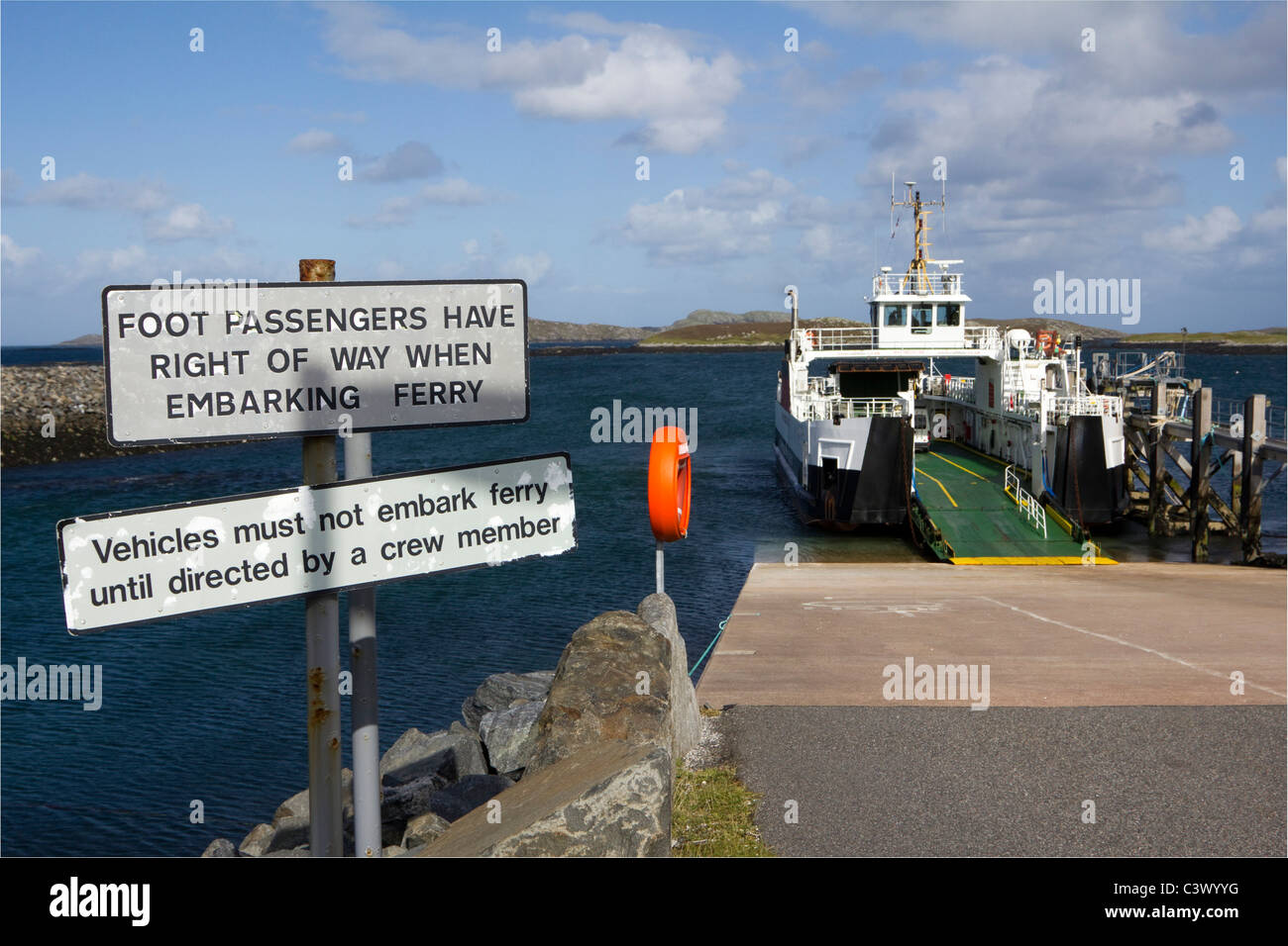 Barra eriskay ferry eriskay hi-res stock photography and images - Alamy