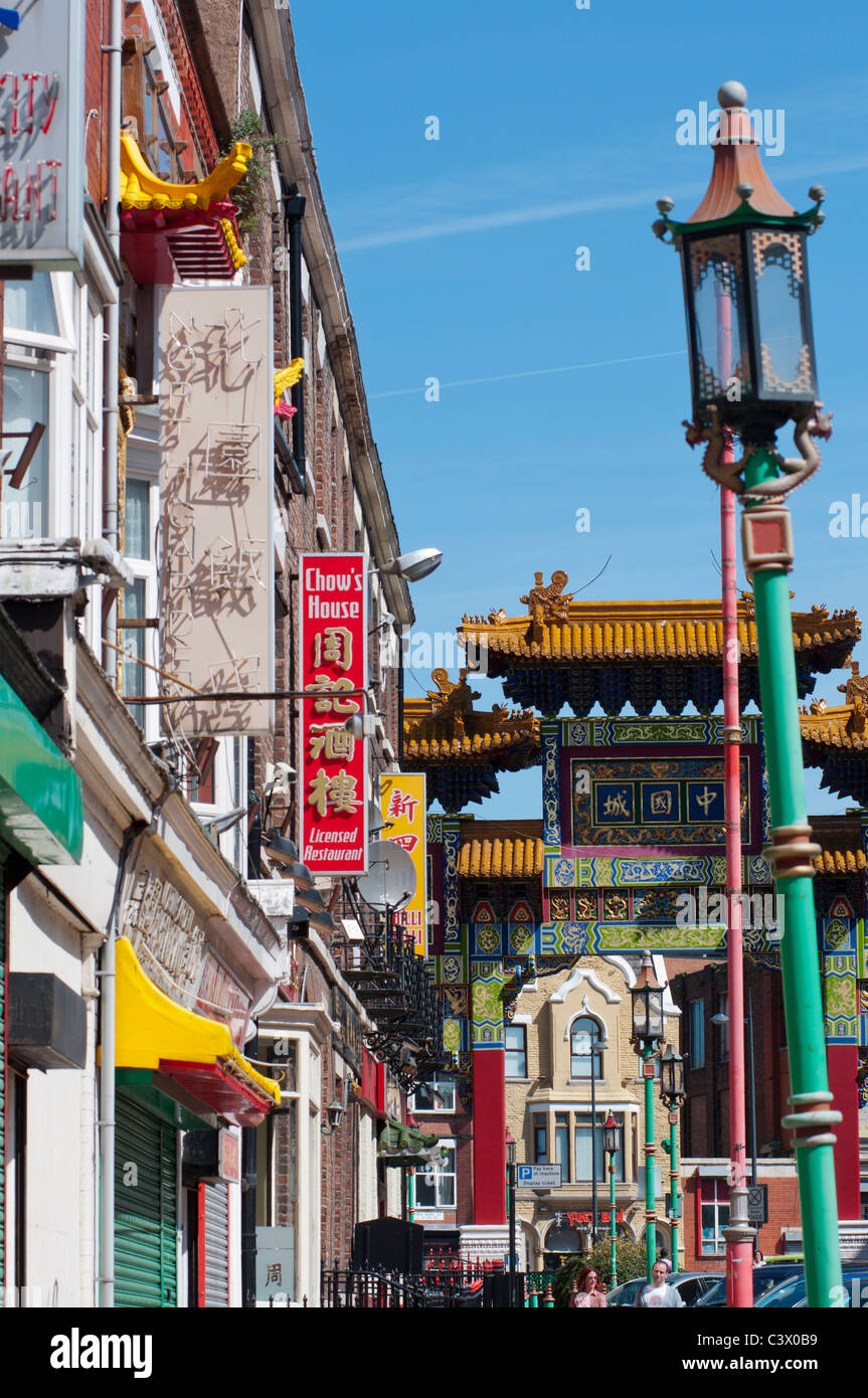 Liverpool china town hi-res stock photography and images - Alamy