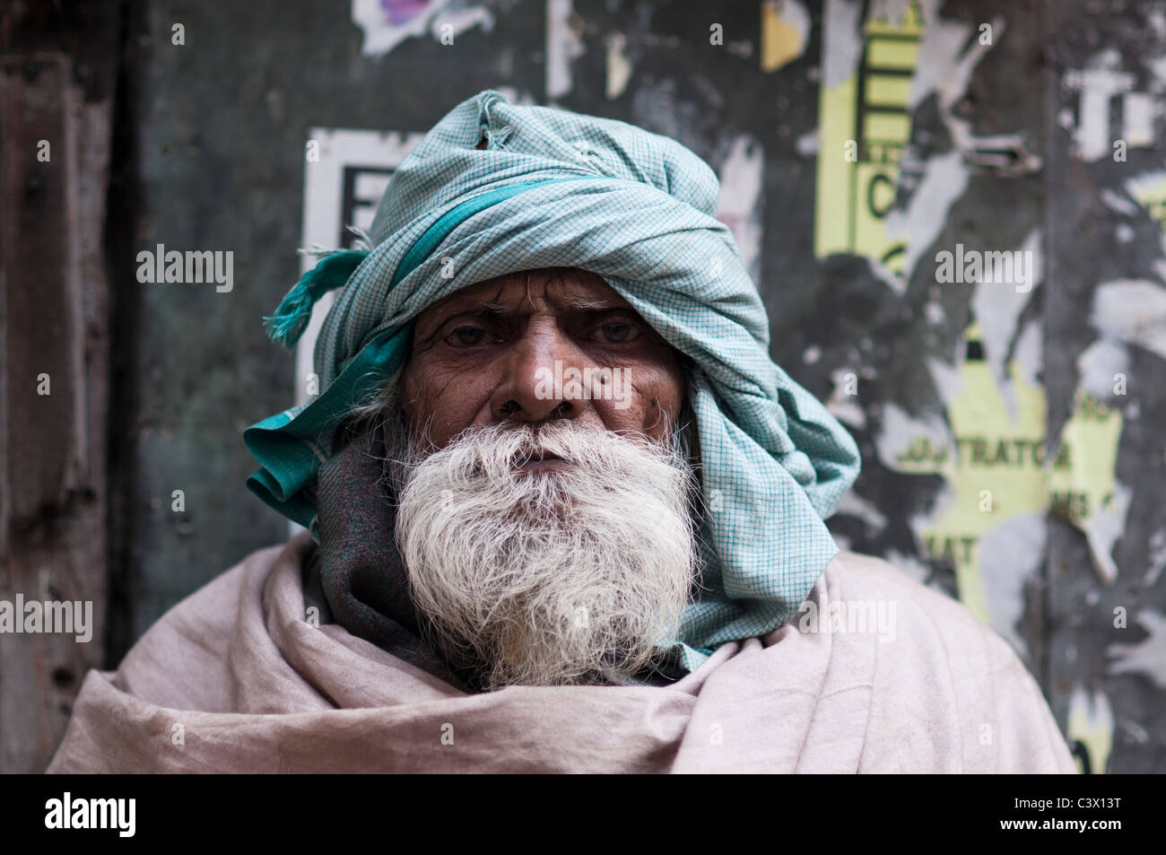 Portrait of an Indian homeless in Varanasi Stock Photo - Alamy