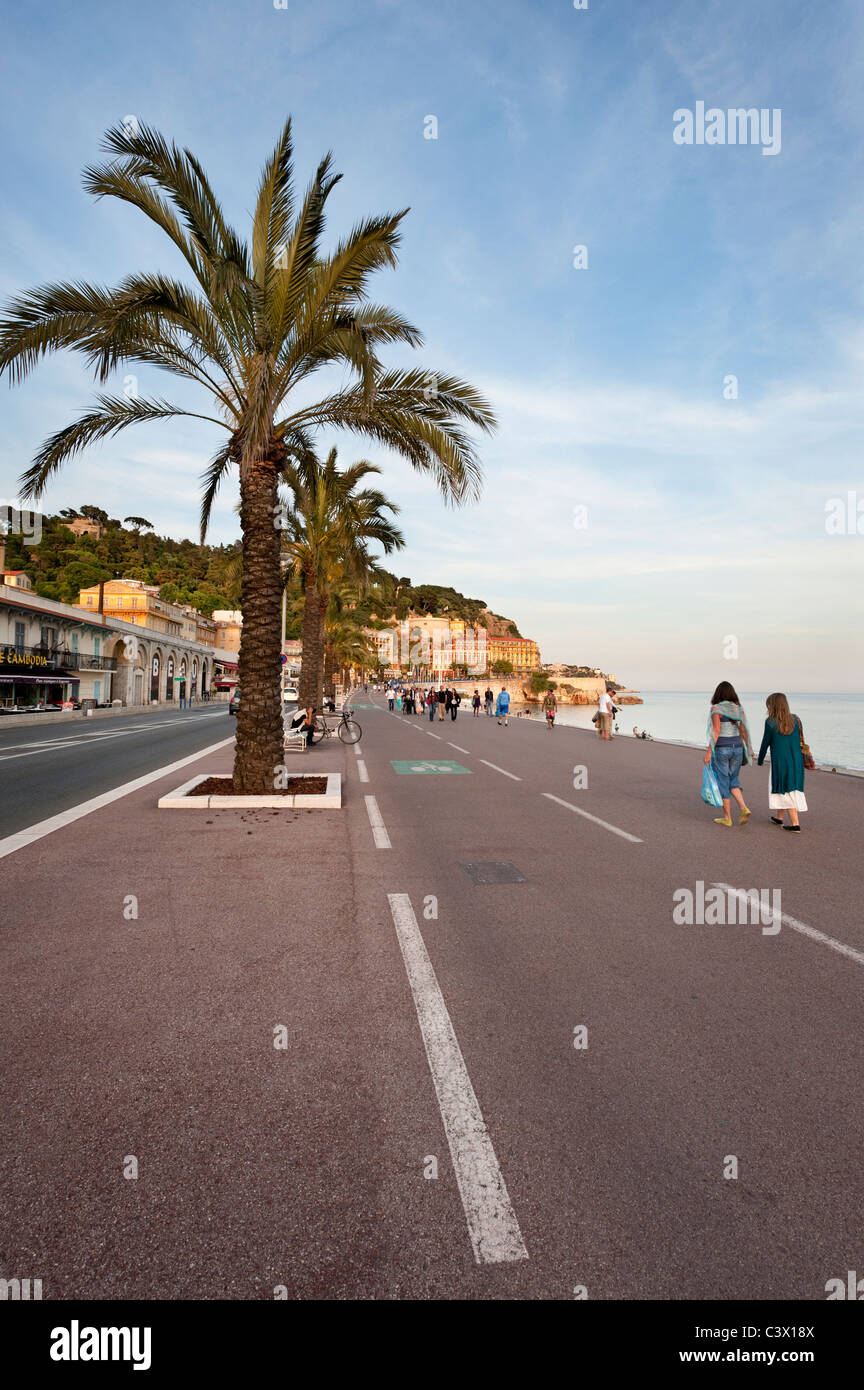 Early summer evening on the Promenade des Anglais in Nice on the Côte d ...