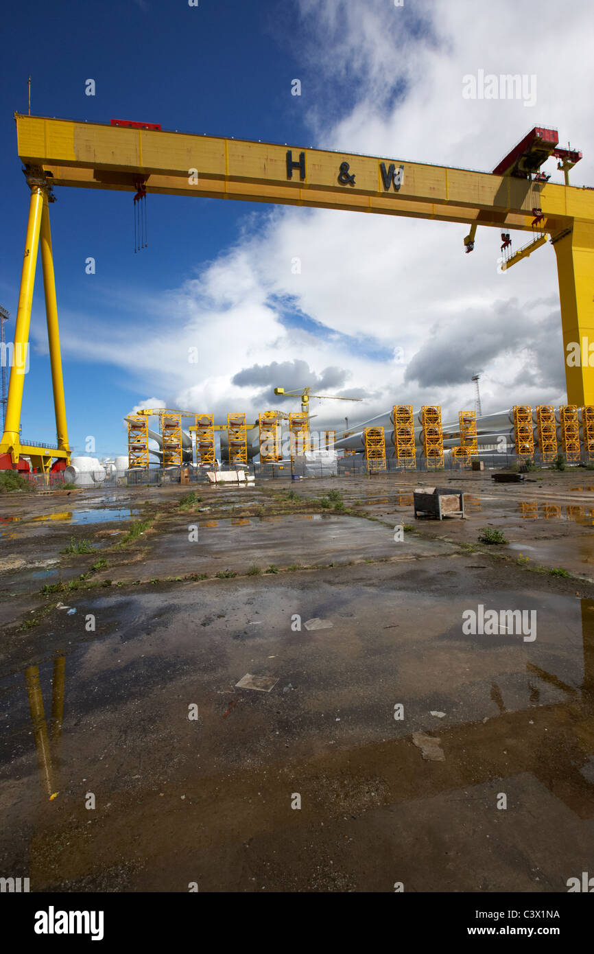 Shipyard belfast crane titanic hi-res stock photography and images - Alamy