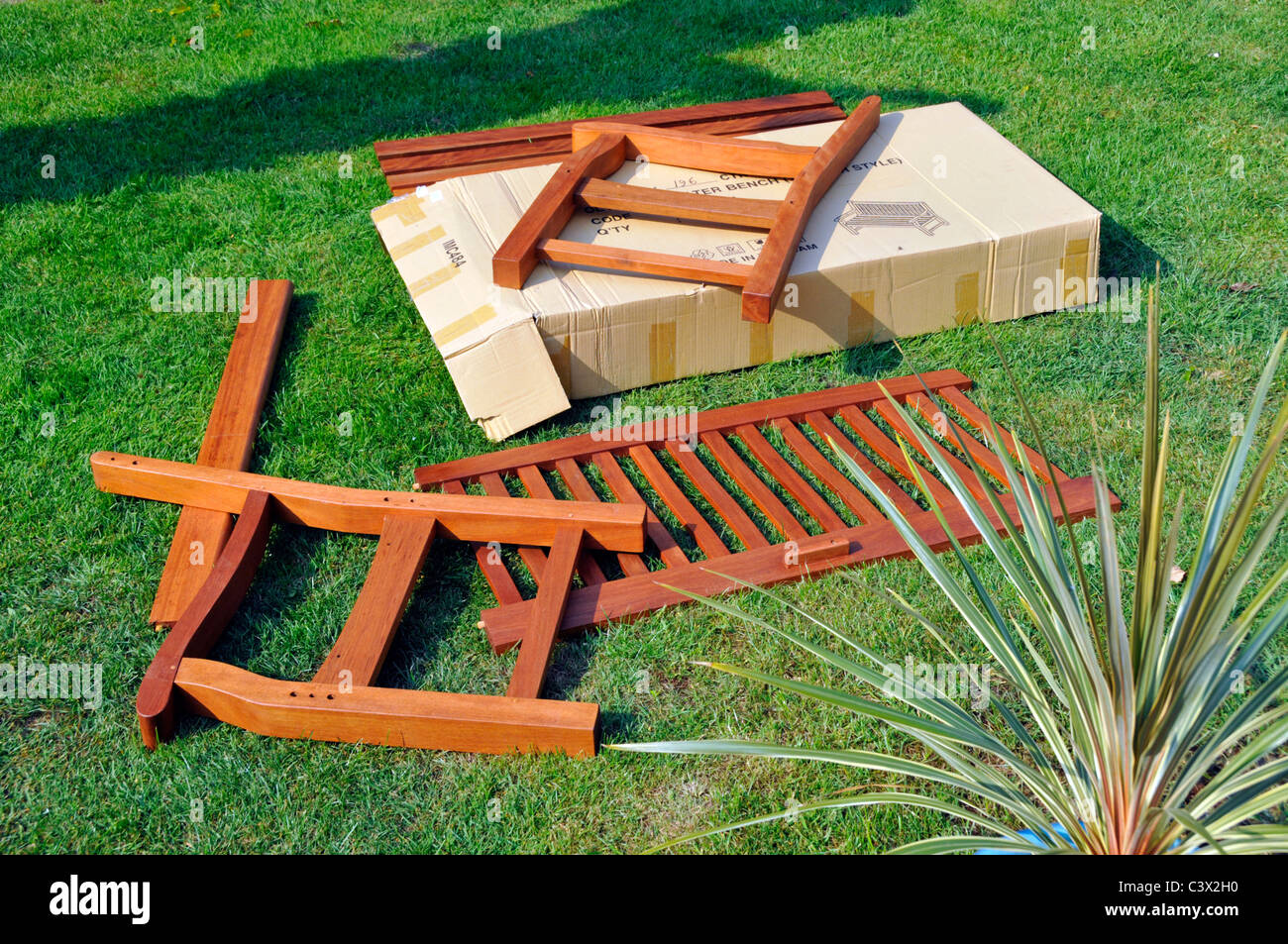 Flat pack furniture hi-res stock photography and images - Alamy