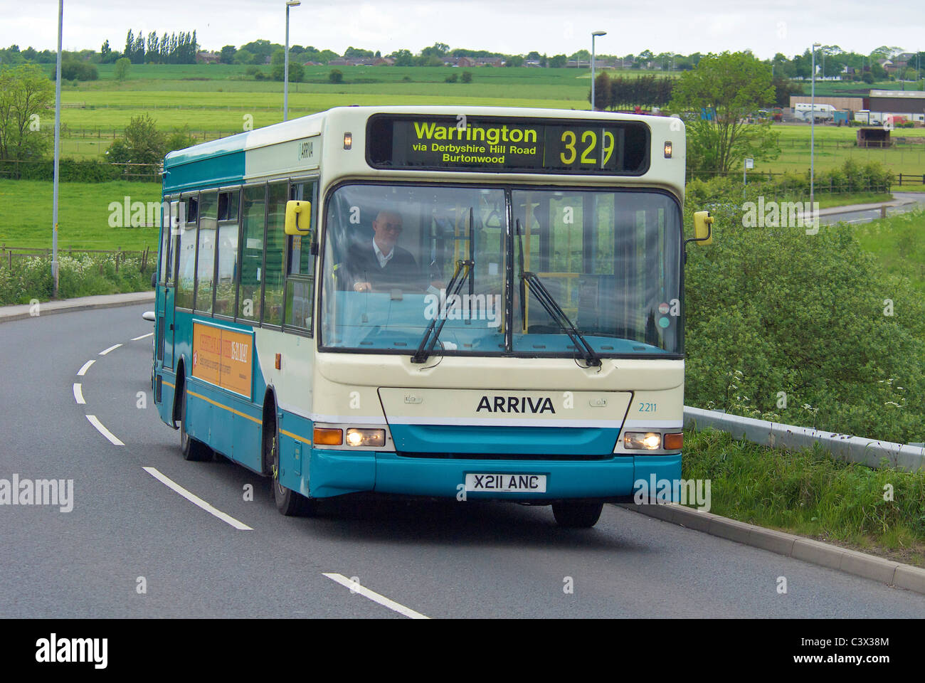 Single decker arriva bus bus hi-res stock photography and images - Alamy