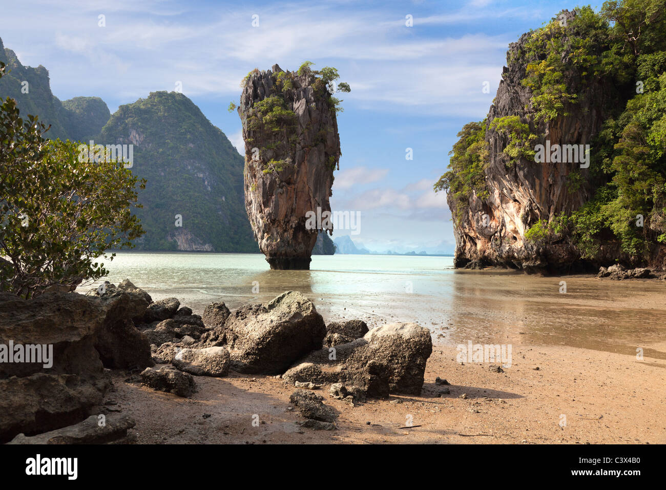 Ko Tapu, Phuket, Thailand (James Bond Island Stock Photo - Alamy