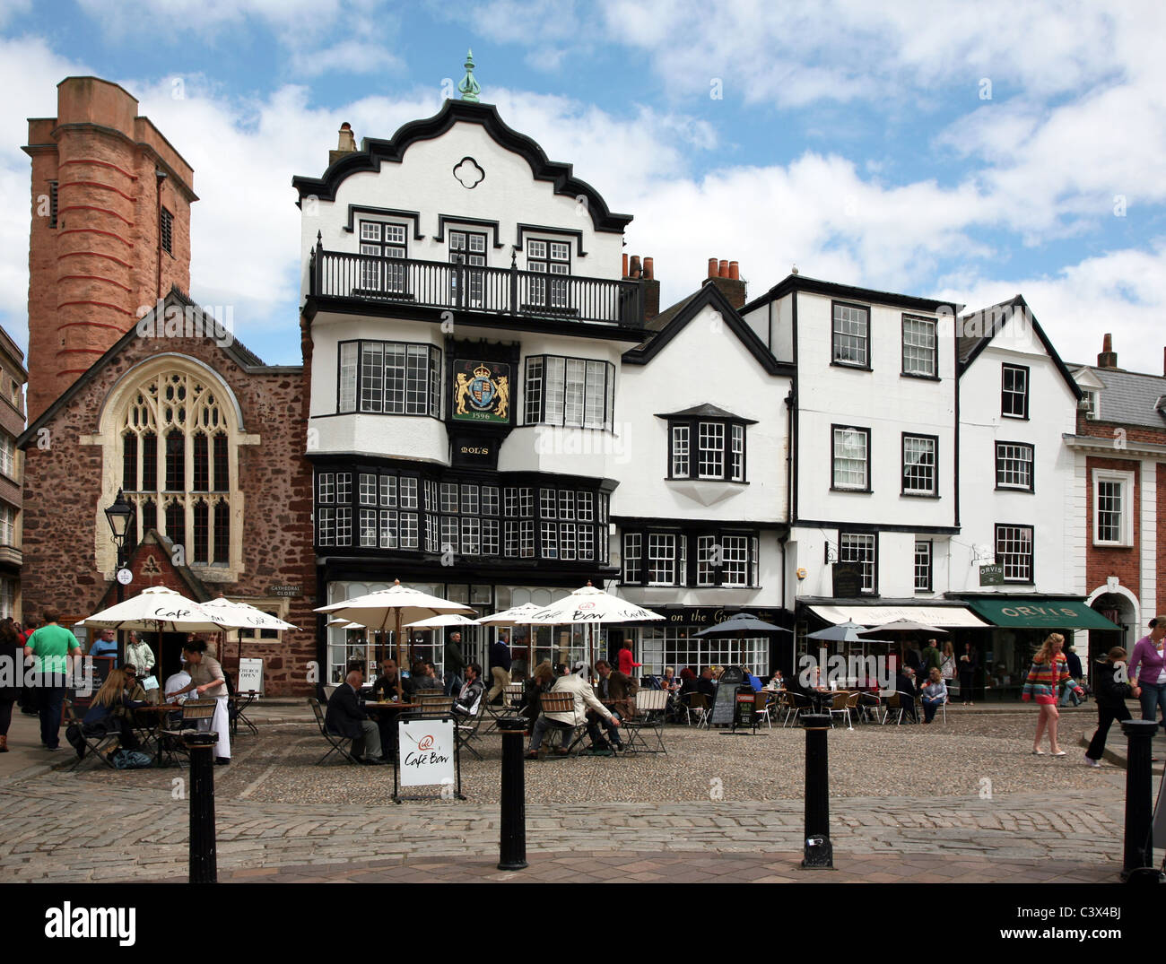 Exeter - View of Cathedral Close showing Mol's House (1596 Stock Photo ...