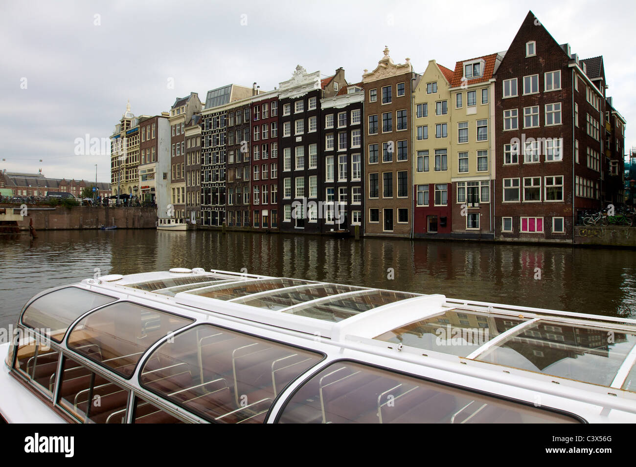 Amsterdam buildings hi-res stock photography and images - Alamy