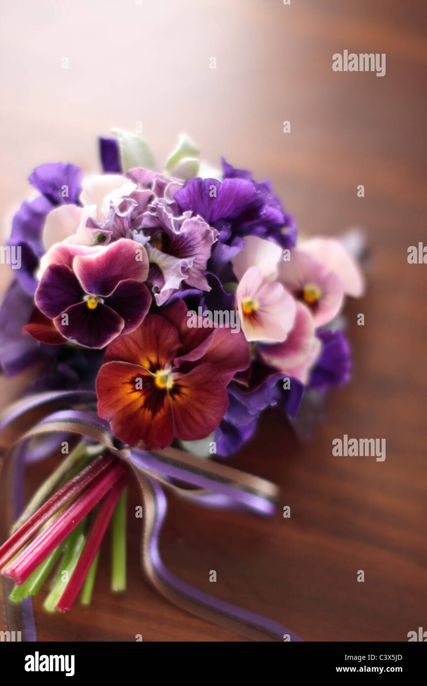 Bouquet of violas Stock Photo - Alamy