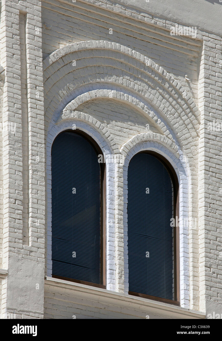 Historic windows hi-res stock photography and images - Alamy