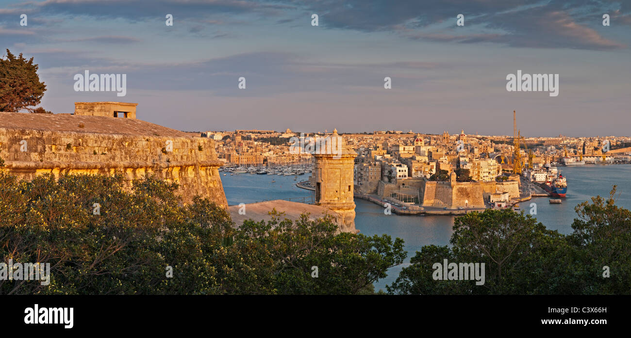 Sentry post and view to Grand Harbour Valletta Malta Stock Photo - Alamy