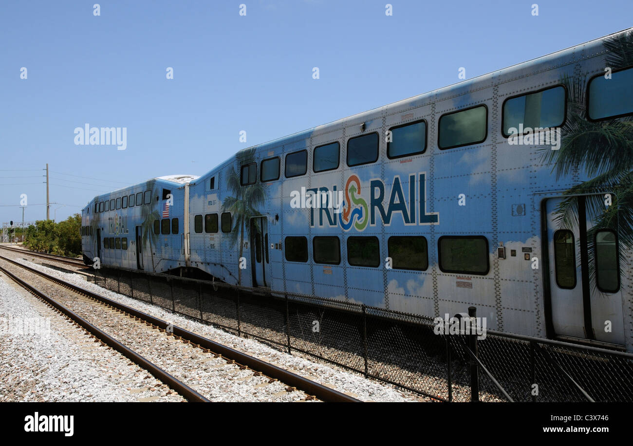 Tri Rail train departing Boca Raton Station Florida USA Stock Photo - Alamy