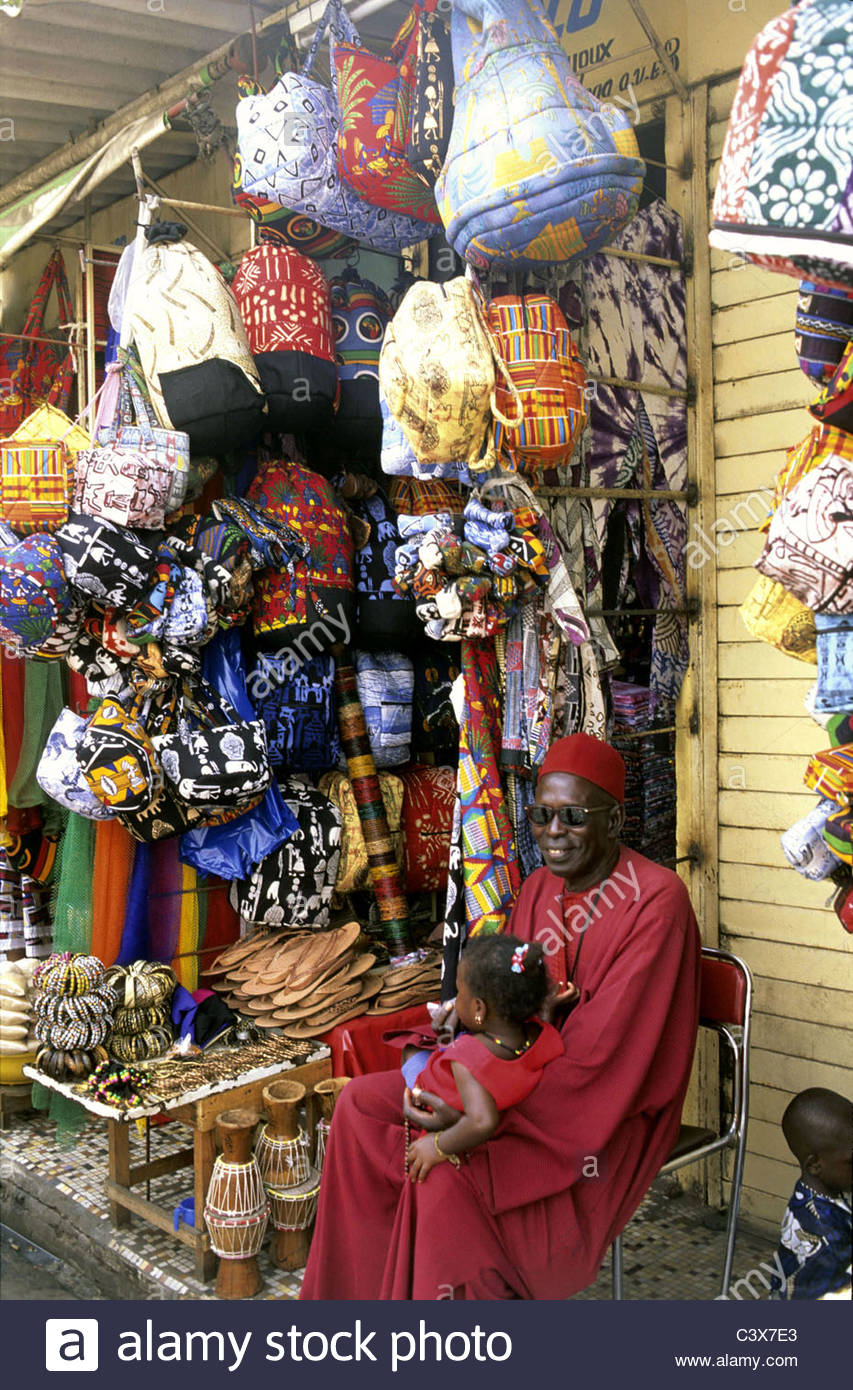 Shop Senegal Dakar Africa Stock Photos & Shop Senegal Dakar Africa ...