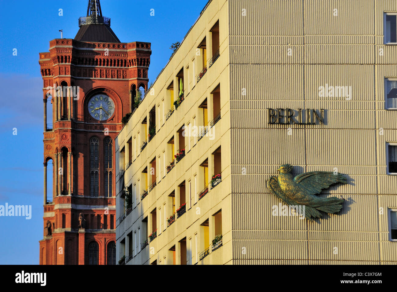 Berlin, Mitte, Rotes Rathaus, Rathaus, alexanderplatz, architecture ...