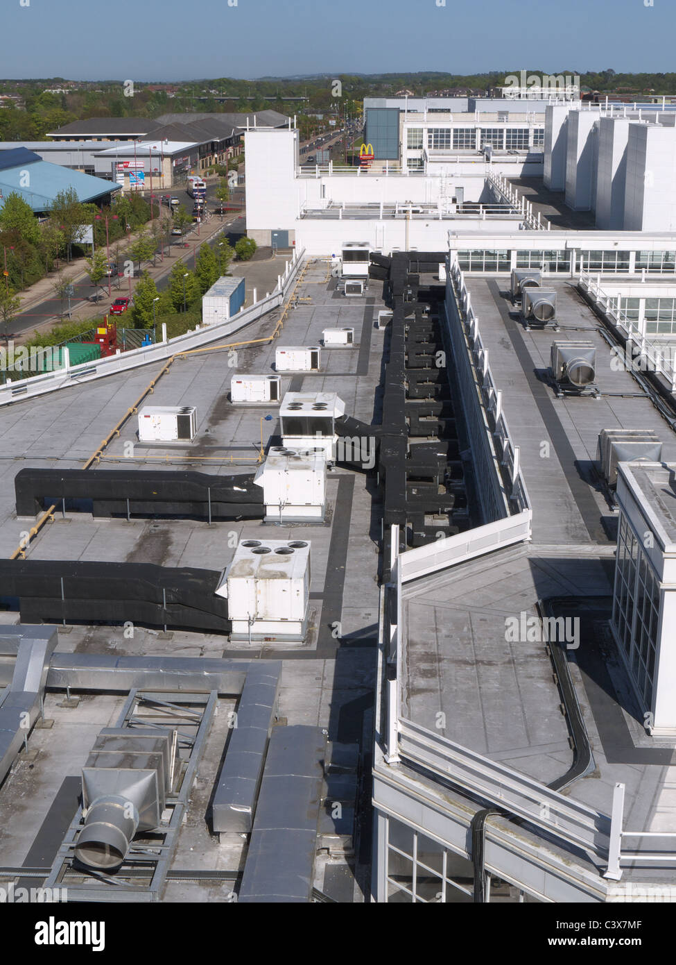 Livingston Town Centre High Resolution Stock Photography and Images - Alamy