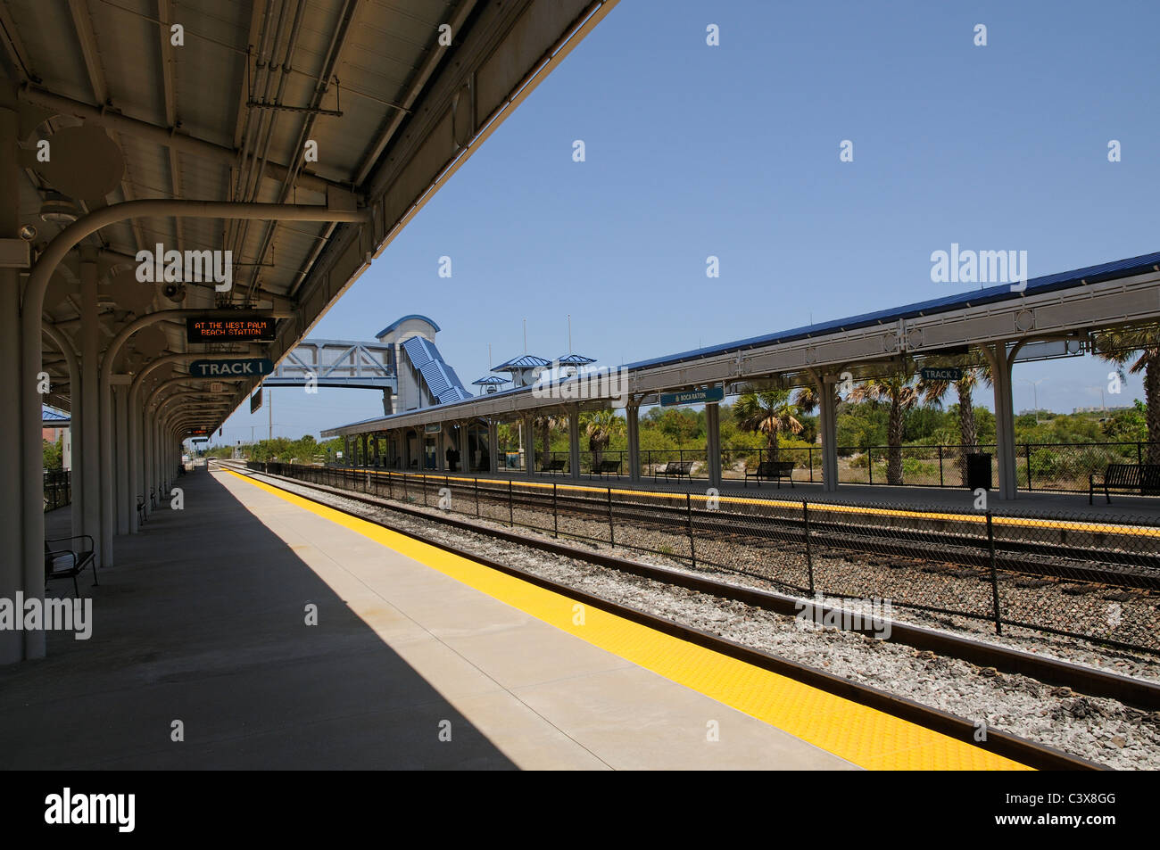 Tri Rail Boca Raton Station Florida USA Stock Photo - Alamy