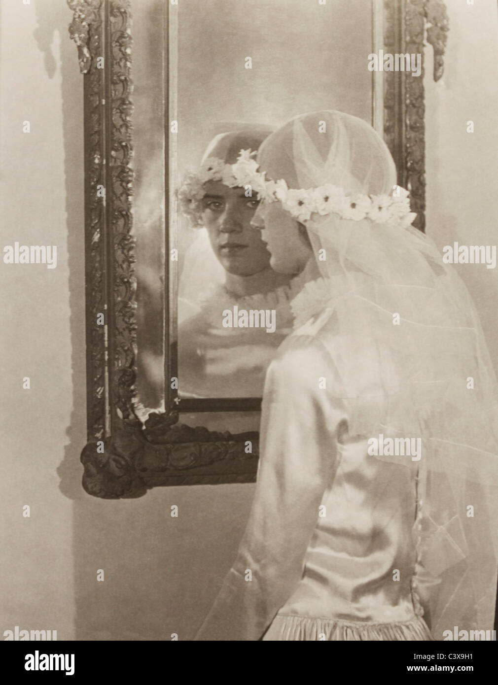 Deirdre davis hi-res stock photography and images - Alamy