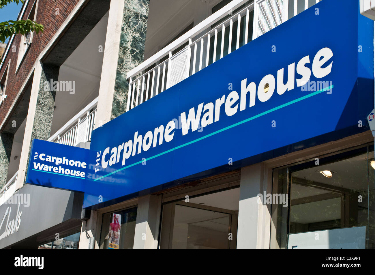 Carphone warehouse mobile store hi-res stock photography and images - Alamy