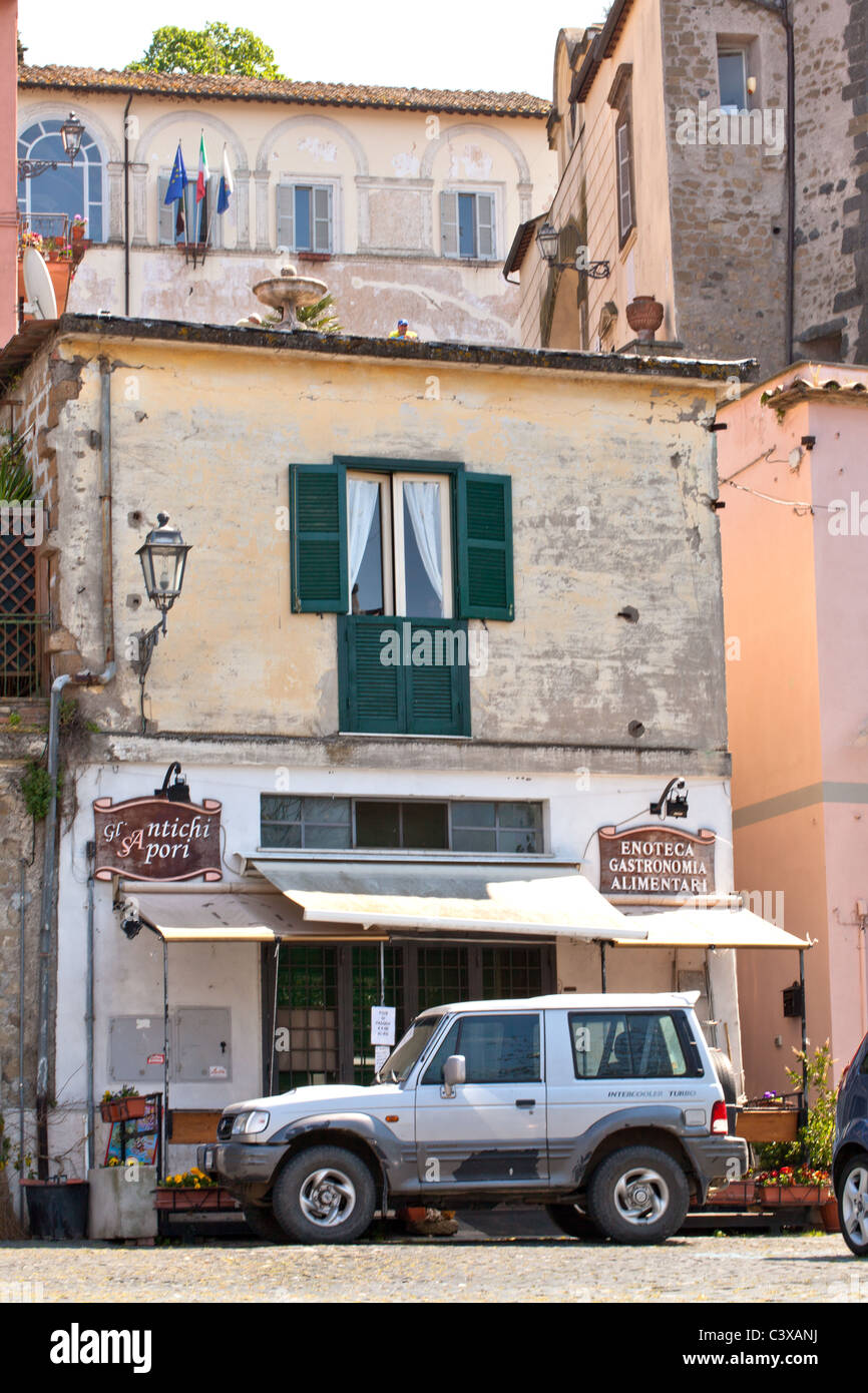 Front of small building with Italian winery Stock Photo - Alamy