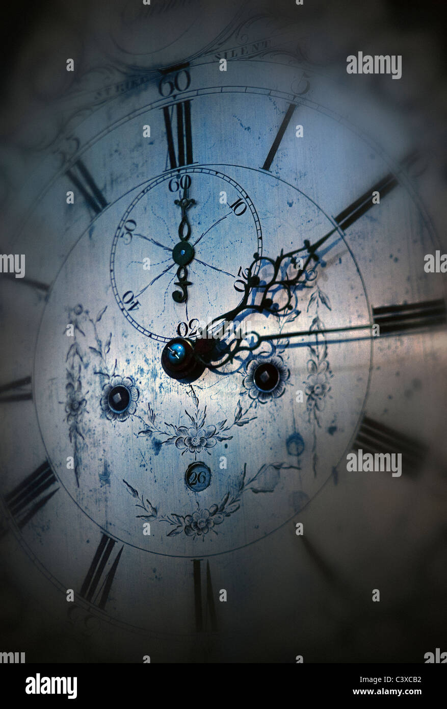 Time clock hi-res stock photography and images - Alamy