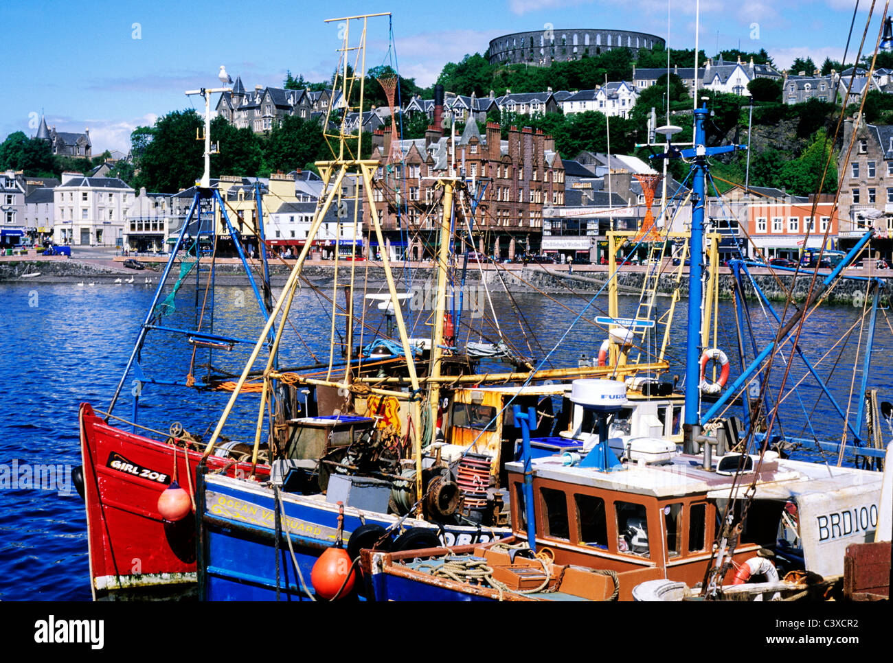Oban harbour and McCaig's Folly, Scotland Scottish harbours port ports ...