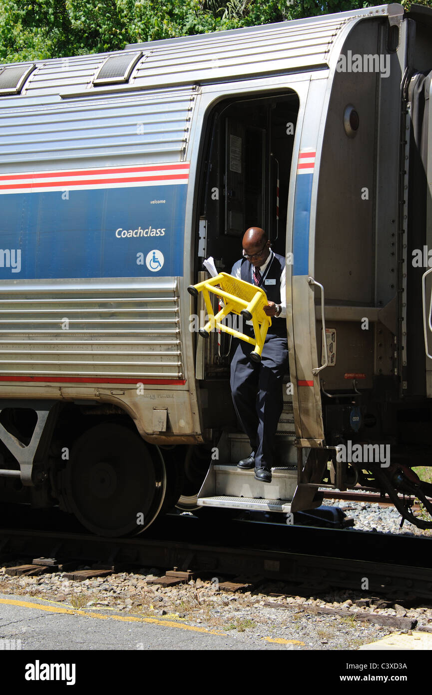 AMTRAK Silver Meteor passenger train arriving at Deland Railroad ...
