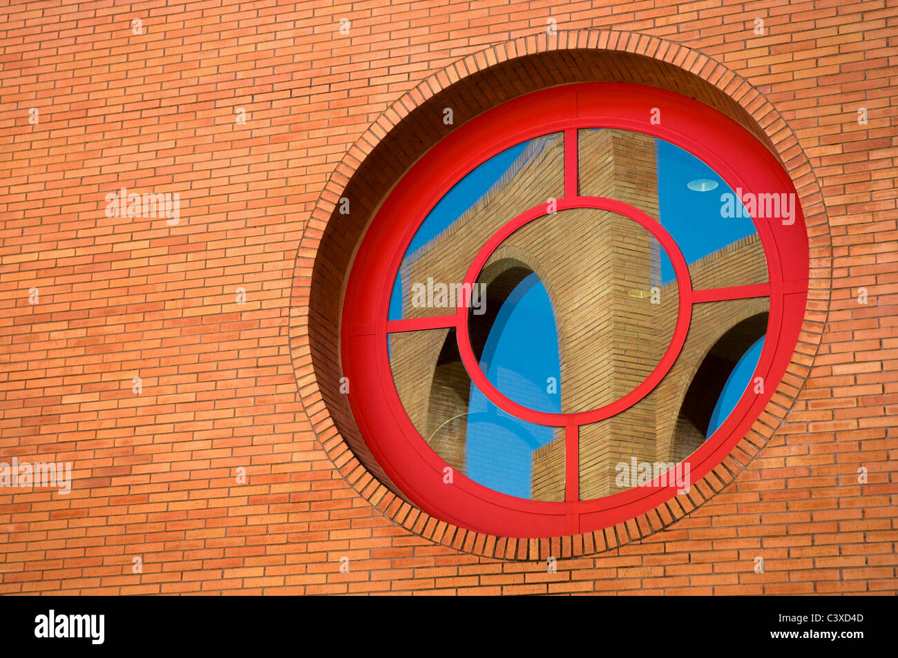 Circular brick detail hi-res stock photography and images - Alamy