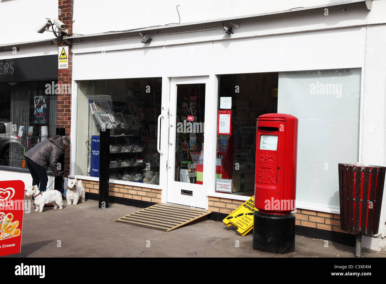 New shop front Stock Photo - Alamy